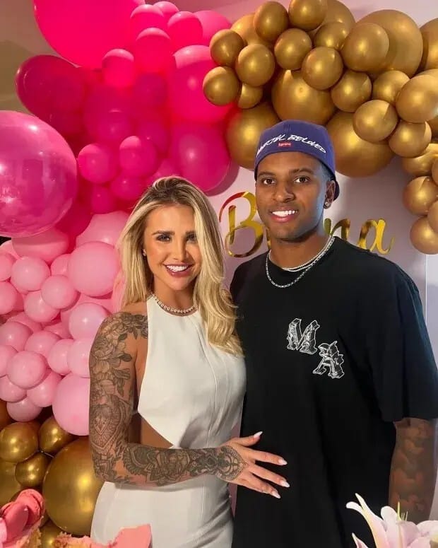 A provocative comment by Real Madrid star Rodrigo's girlfriend puts him ...